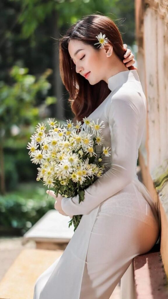 60+ ảnh nữ sinh mặc áo dài lộ hàng siêu mỏng sexy